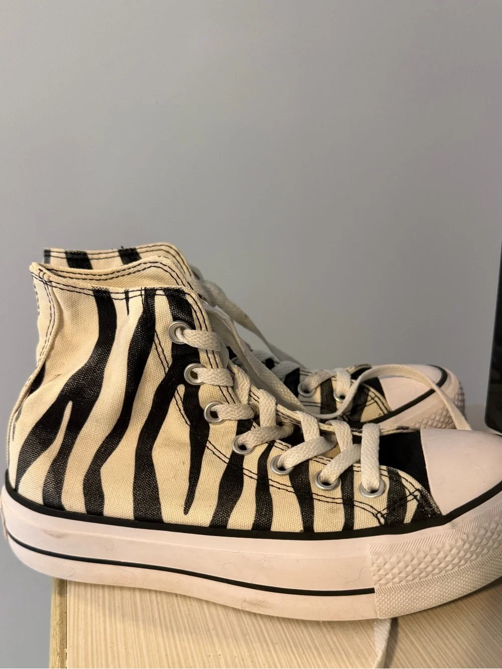 Converse | Shoes | Converse Black And White Zebra Hightop Platform ...